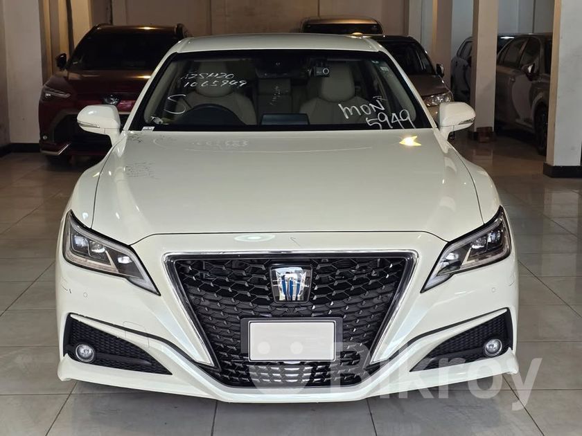Toyota Crown HYBRID G PKG READY 2020 for Sale in Baridhara | Bikroy
