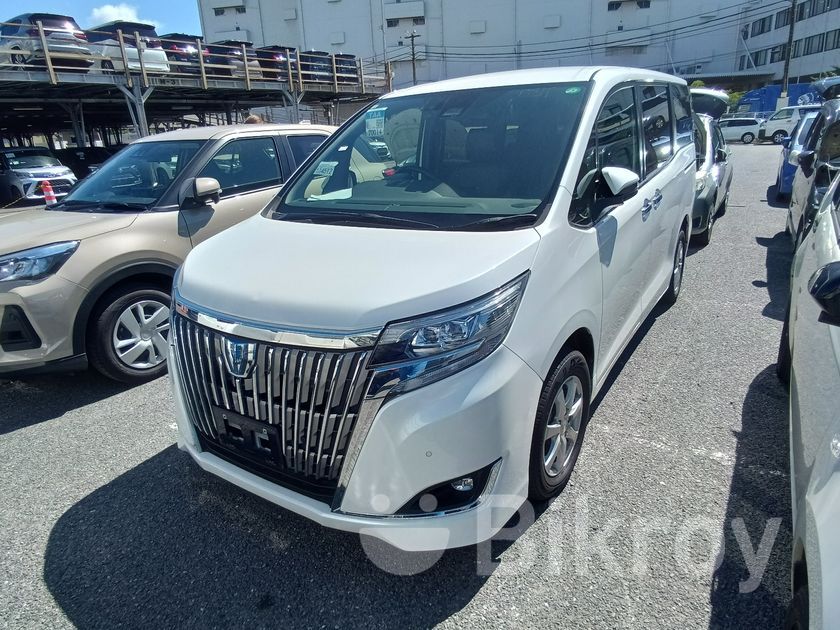 Toyota Esquire GI HYBRID DHAKAREADY 2020 for Sale in Baridhara | Bikroy