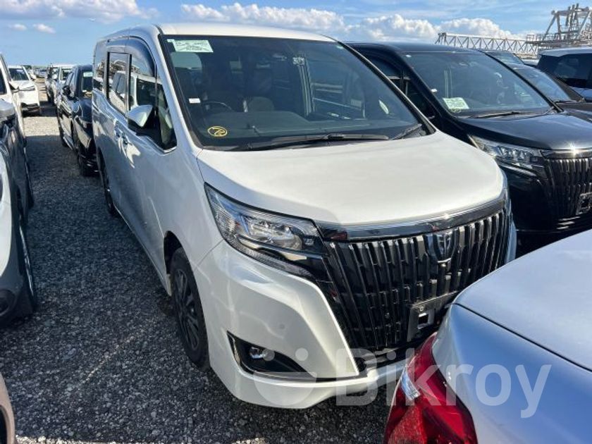 Toyota Esquire Gi premium non hyv 2020 for Sale in Baridhara | Bikroy