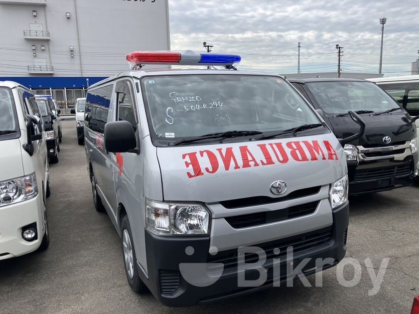 Toyota Hiace AMBULANCE3.5 SILVER 2020 for Sale in Baridhara | Bikroy