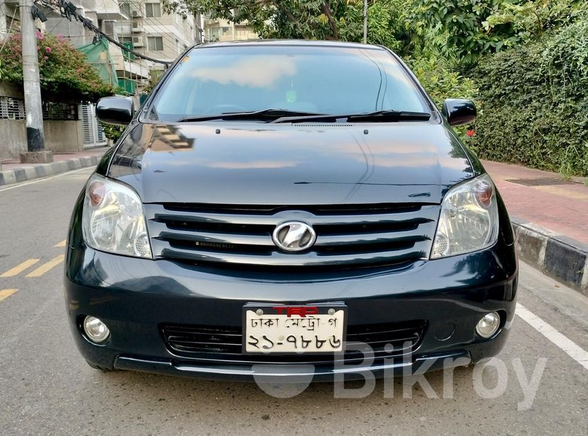 Toyota ist Super Fresh. 1500cc. 2006 for Sale in Baridhara | Bikroy