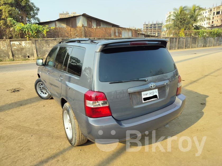 Toyota Kluger sun roof 2001 for Sale in Agrabad | Bikroy