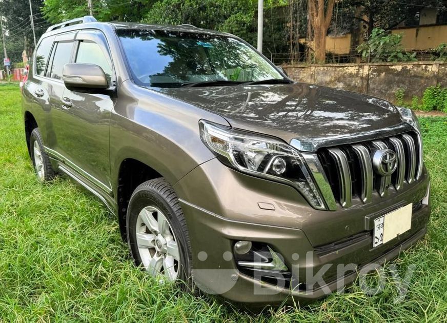 Toyota Land Cruiser Prado Tx-L Bronze 2016 for Sale in Chandanaish | Bikroy