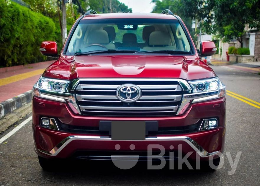 Toyota Land Cruiser V8 VX LIMITED 2017 for Sale in Gulshan | Bikroy