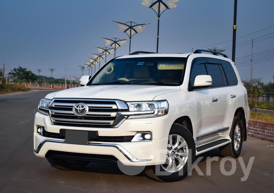 Toyota Land Cruiser V8.VX.LIMITED 2018 for Sale in Banani | Bikroy