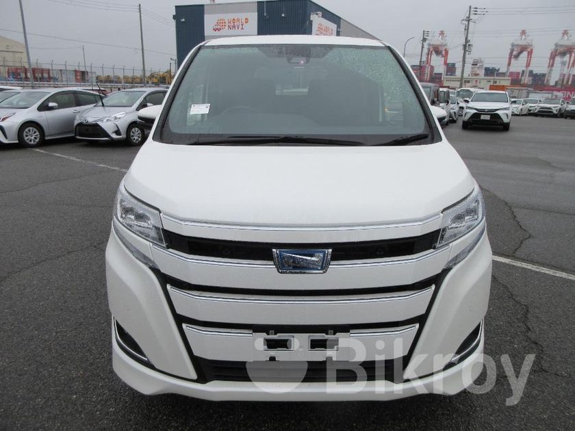 Toyota Noah G HYB PUSH 4.5POINT 2021 for Sale in Agrabad | Bikroy