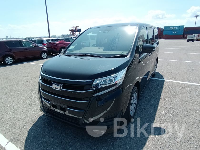 Toyota Noah NON HV KEY START 2021 for Sale in Baridhara | Bikroy