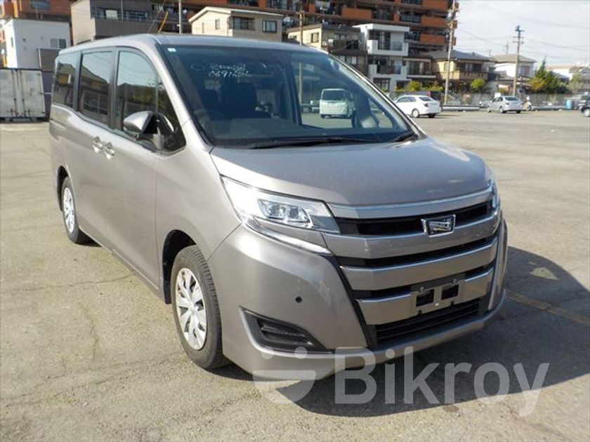 Toyota Noah NON HYBRID READY CAR 2021 for Sale in Baridhara | Bikroy
