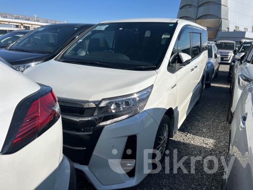 Toyota Noah SI WXB HB PEARL 2020 for Sale in Baridhara | Bikroy
