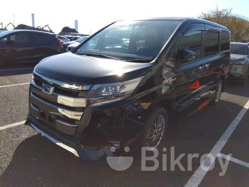 Toyota Noah Si WXB Hybrid Black 2019 for Sale in Khulna Sadar | Bikroy