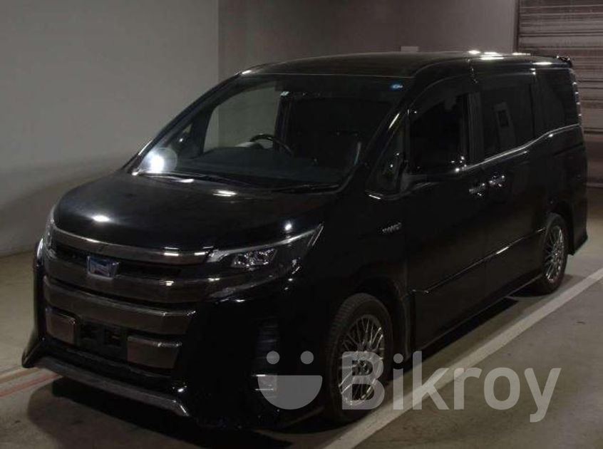 Toyota Noah SI WXB SPECIAL 2018 বিক্রি | আগ্রাবাদ | Bikroy