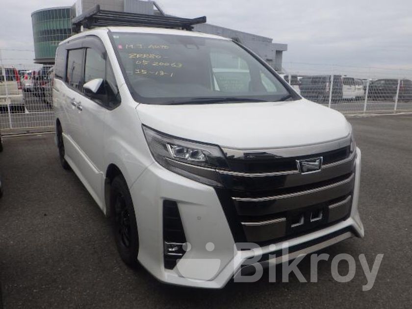 Toyota Noah WXB PUSH START 2020 for Sale in Aftab nagar | Bikroy