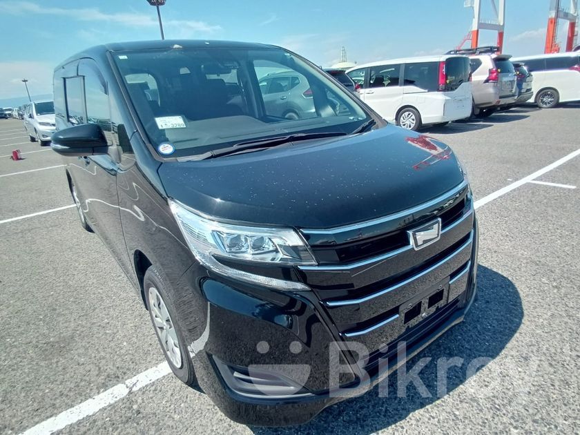 Toyota Noah X KEY START NON HV 2020 for Sale in Baridhara | Bikroy