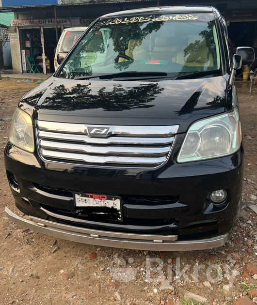 Toyota Noah X 2003 in Amber Khana | Bikroy