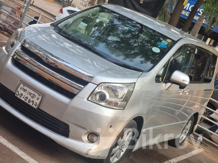 Toyota Noah X Noha 2009 for Sale in Mirpur | Bikroy
