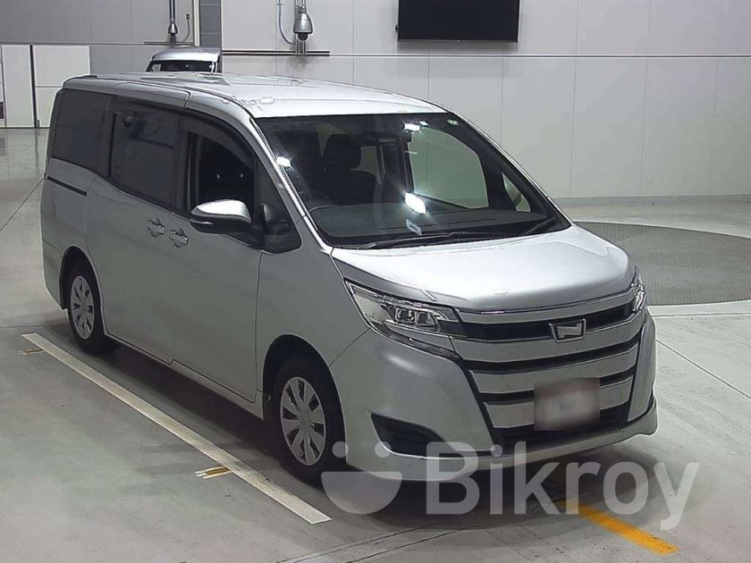 Toyota Noah X NON HYBRID 2021 for Sale in Baridhara | Bikroy