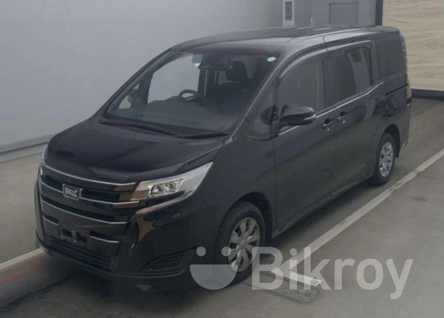 Toyota Noah X PKG 2020 BLACK for Sale in Baridhara | Bikroy