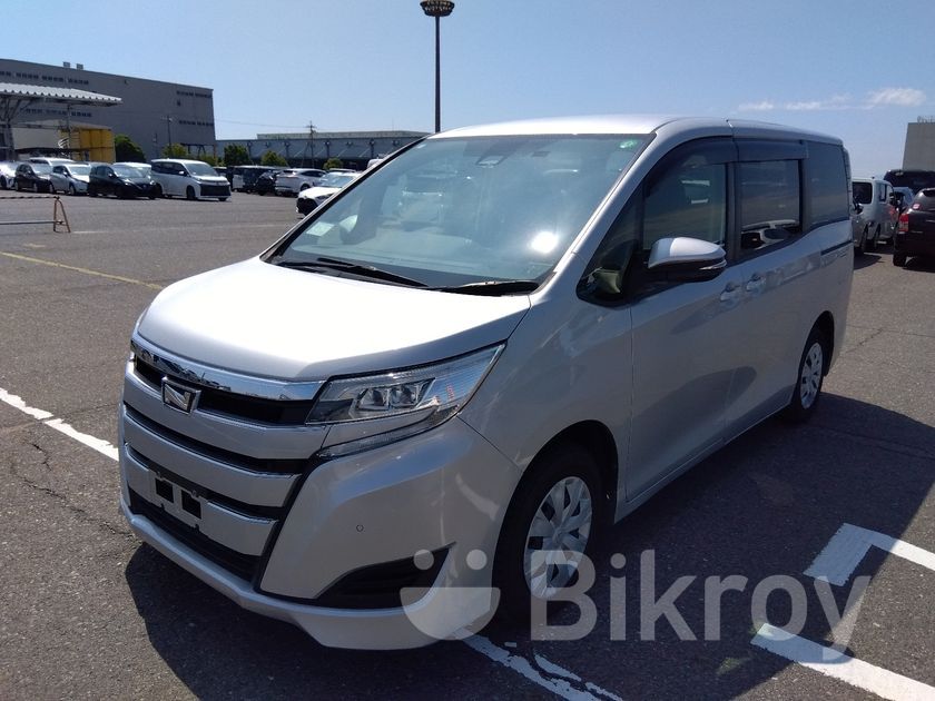 Toyota Noah X-PKG-NON-HYBRID 2021 for Sale in Baridhara | Bikroy