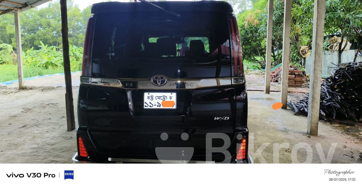 Toyota Noah X WXB 2020 for Sale in Agrabad | Bikroy
