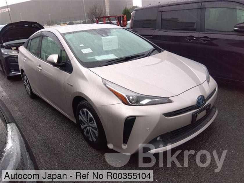 Toyota Prius A Pkg beige 2020 for Sale in Baridhara | Bikroy