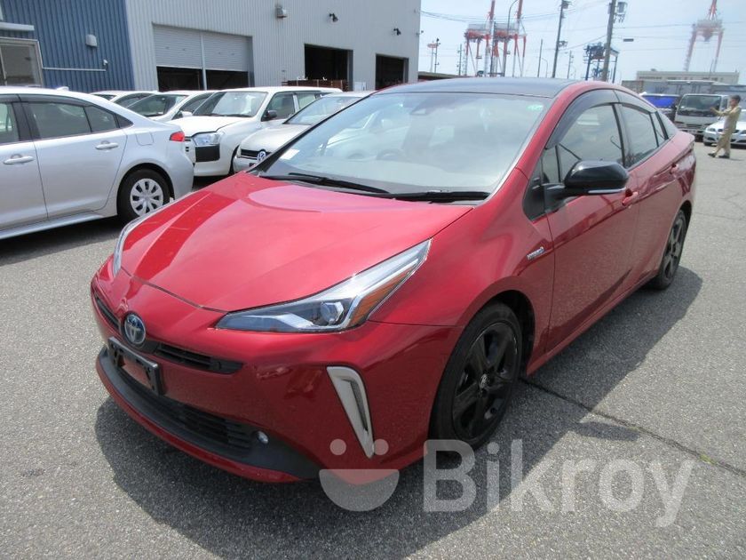 Toyota Prius A TOURING SELECTION 2019 for Sale in Baridhara | Bikroy