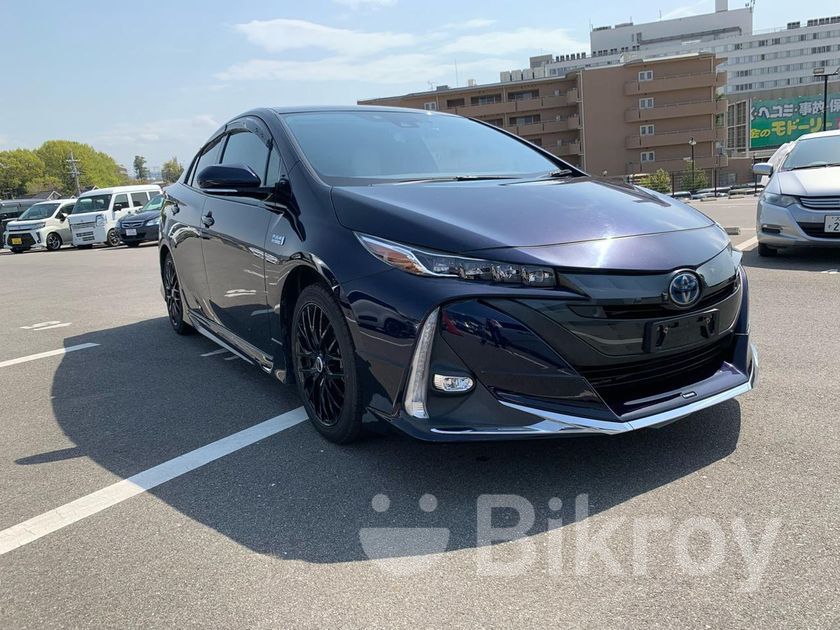 Toyota Prius PHV A PREMIUM T SEL 2020 for Sale in Baridhara | Bikroy