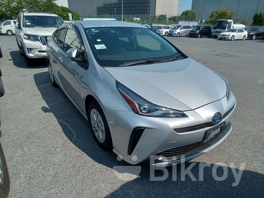 Toyota Prius S HYB 4.5 POINT 2020 for Sale in Agrabad | Bikroy