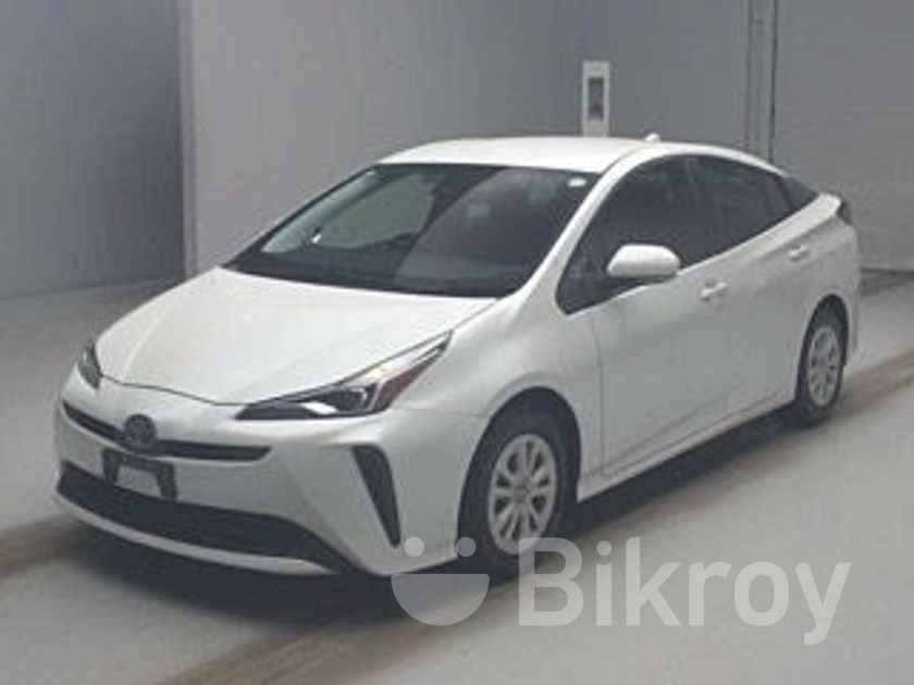 Toyota Prius S PKG PEARL360CAMERA 2021 for Sale in Baridhara | Bikroy