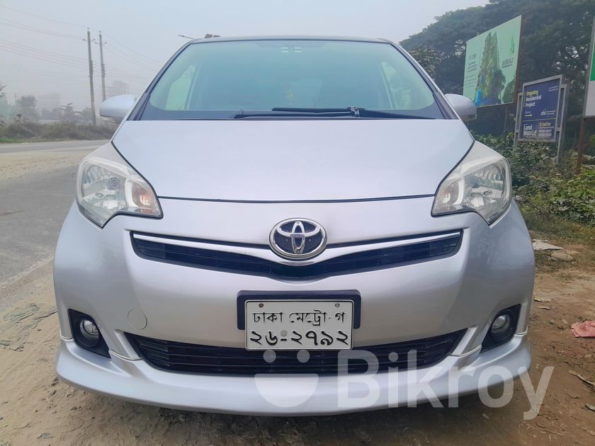 Toyota Ractis LPG 2011 for Sale in Uttara | Bikroy