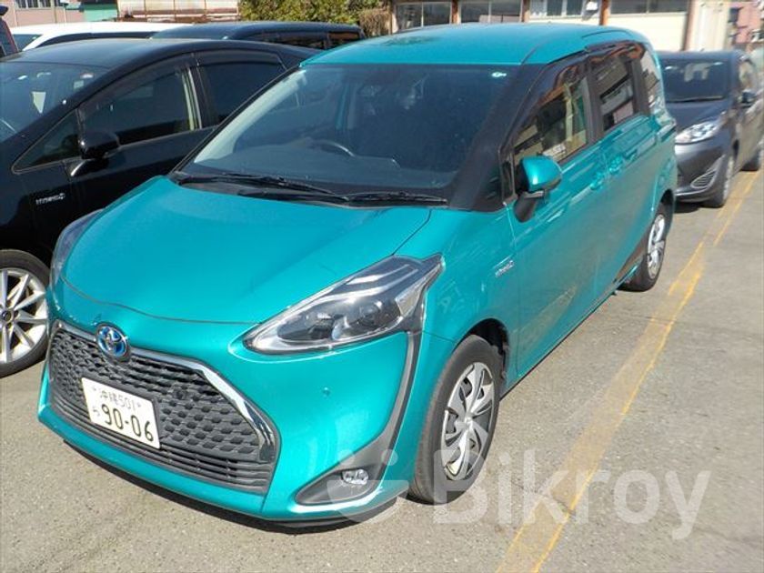 Toyota Sienta G CUERO READY DHAKA 2020 for Sale in Baridhara | Bikroy