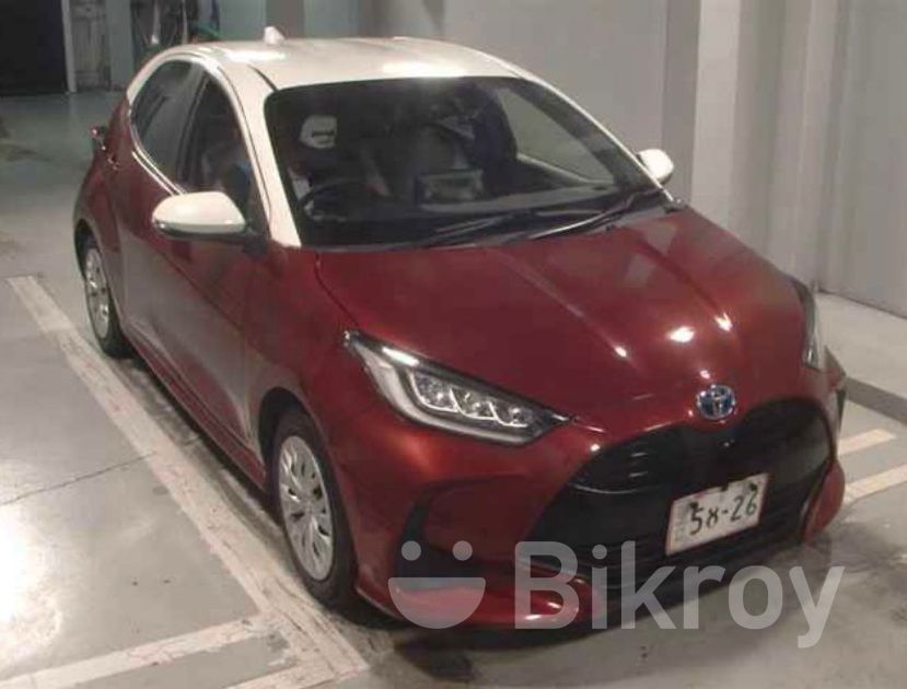 Toyota Yaris Z Red 4/102000 km 2020 for Sale in Agrabad | Bikroy