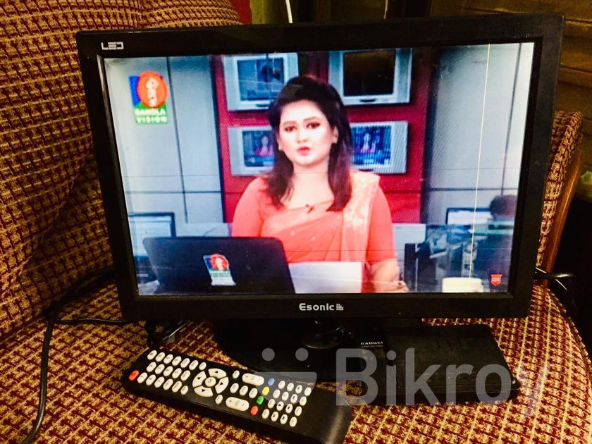 TV Card with Esonic 17 inch Monitor combo For Sell. for Sale in Nattullabad | Bikroy