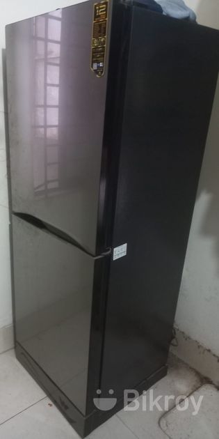 Walton Refrigerator - Wfb : 2b3 for Sale in Kamrangirchar | Bikroy