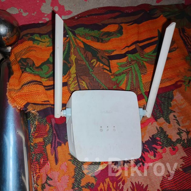 Xiaomi router (Used) for Sale in Boyra Bazar | Bikroy