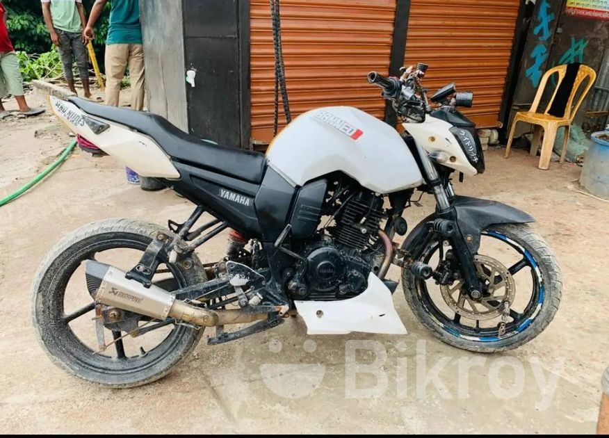 Yamaha FZS V1 modified fresh 2015 for Sale | Uttara | Bikroy