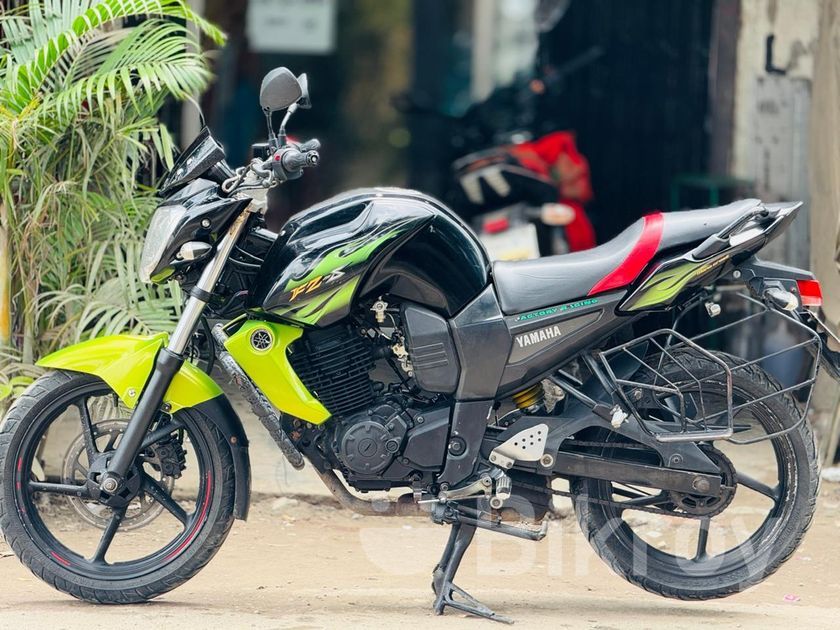 Yamaha FZS V1 pabna number full 2014 বিক্রি | পাবনা | Bikroy