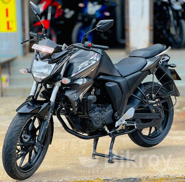 Yamaha FZS V2 Double Disc 2019 for Sale | Jatrabari | Bikroy