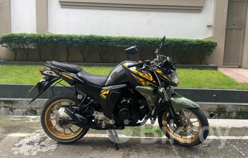 Yamaha FZs V2 SPECIAL EDITION FI 2018 for Sale | Uttara | Bikroy