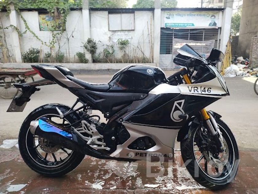 Yamaha R15 V4 NEW CONDTN INDO 2023 for Sale | Malibag | Bikroy